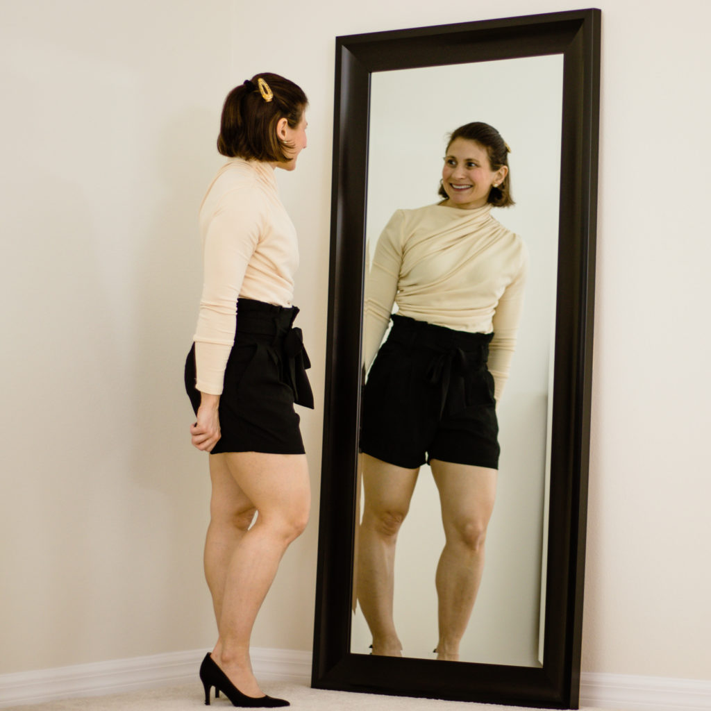 This Ruched Top & Date Night Outfits With It ⋆ Perfitly Petite