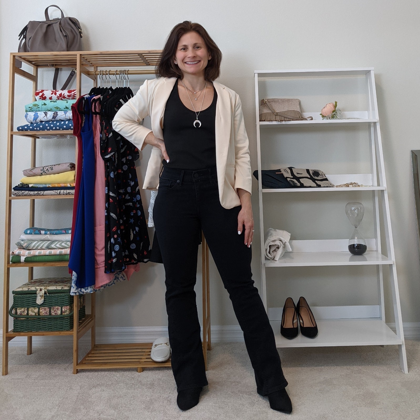 Seven Amazing Ways to Style Black and White ⋆ Perfitly Petite